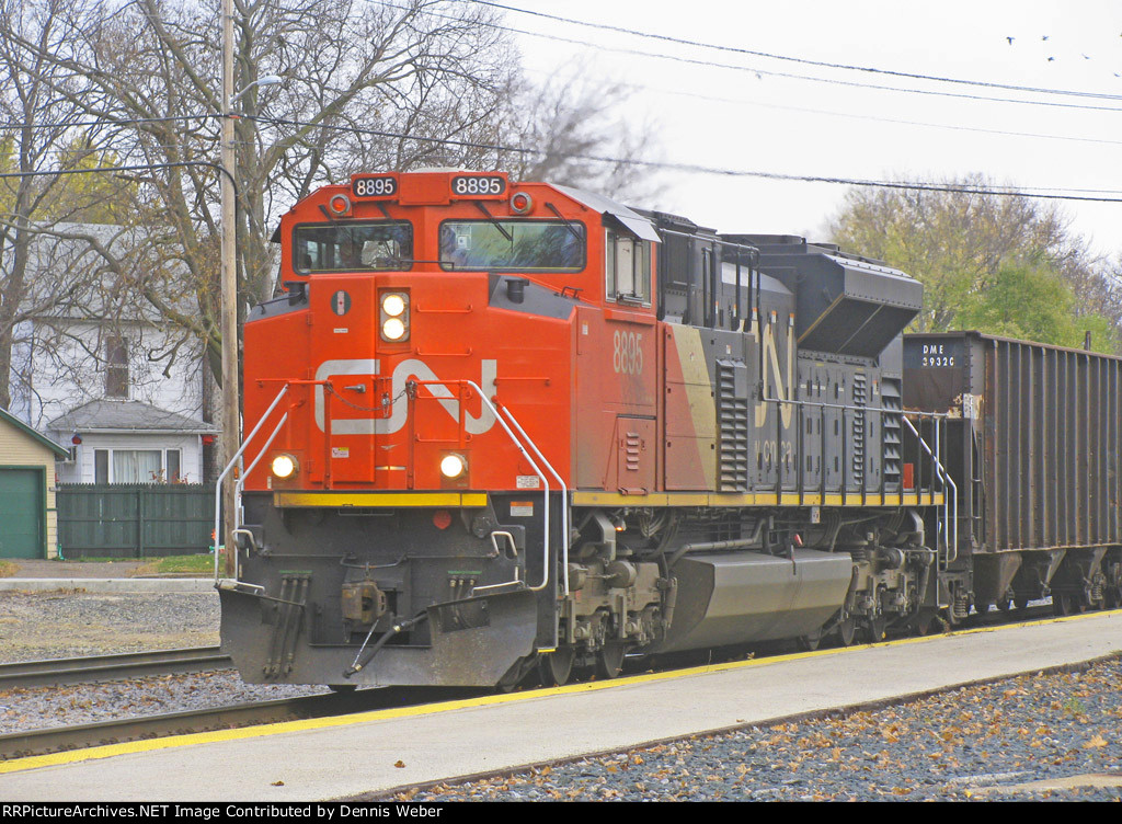 CN 8895, CP's Tomah Sub.